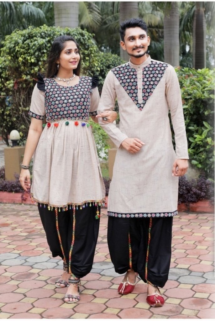 Buy Now Latest Premium Quality Dholida Combo Khadi Cotton Tread Work ...